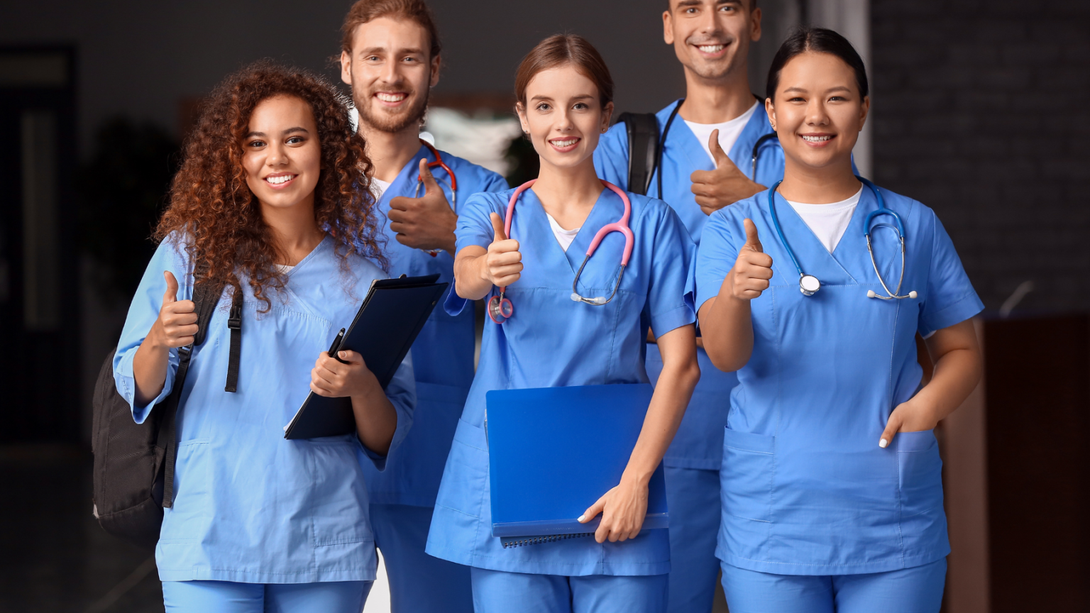 Différence entre Infirmière Clinicienne et Praticienne : Quelles ...